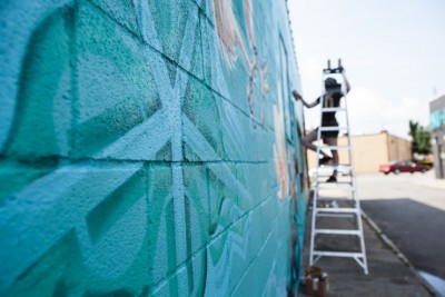 Sarah C. Rutherford Flies High at Wall\Therapy | Brooklyn Street Art