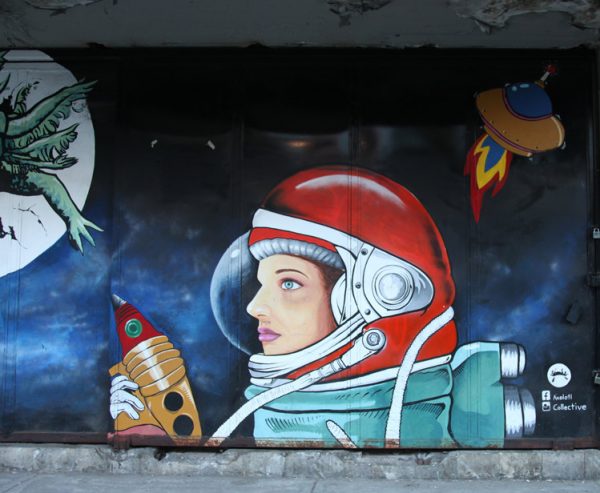 Astronaut Street Art : Ground Control To Major Tom… | Brooklyn Street Art