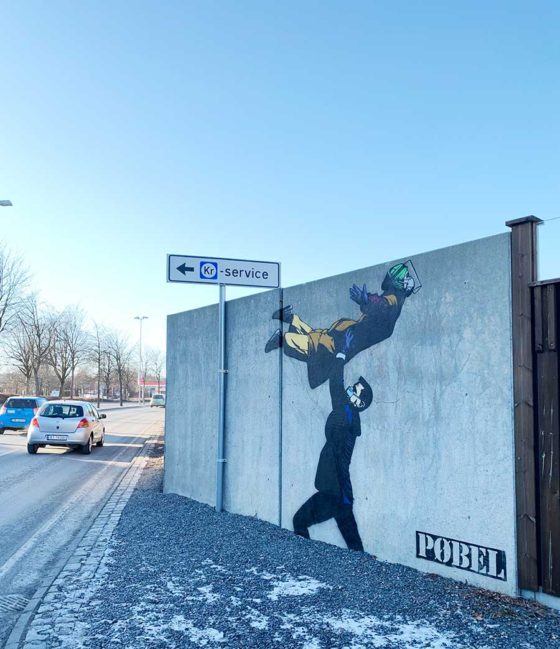 Pøbel Lifts a Hero Aloft in Norway | Brooklyn Street Art