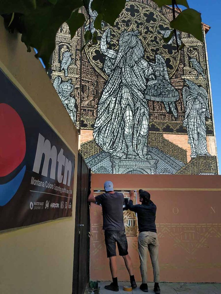 Monkey Bird: “L’ouvreur de Chemins” Celebrates a Cathedral’s 800th in ...